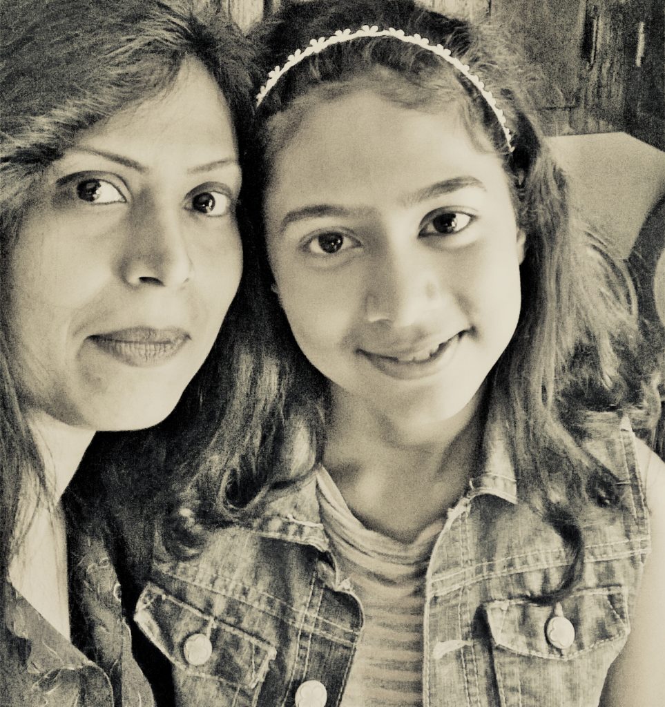 Mother-Daughter Volunteer Spotlight: Binu & Meghana – Saheli